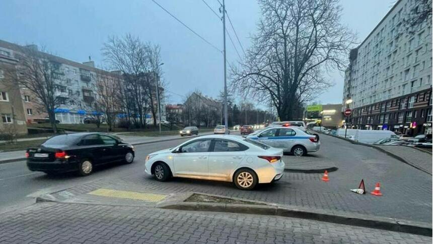 На Гагарина 65-летняя женщина попала под колёса авто - Новости Калининграда